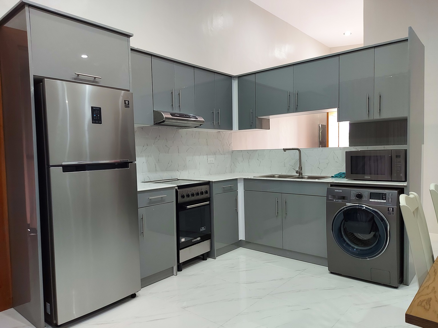 Josh's Cozy and Efficient Kitchen - Dumaguete Kitchen Cabinets