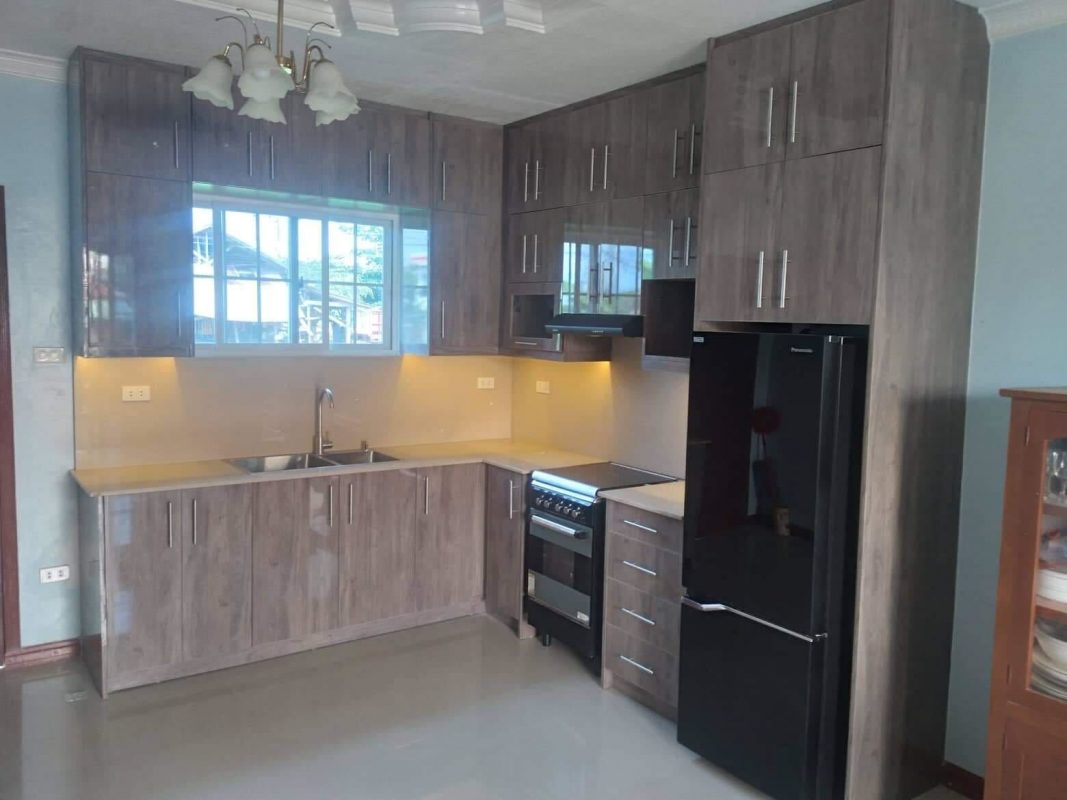 Rachel's Spectacular 1st class Kitchen Cabinets - Dumaguete Kitchen ...